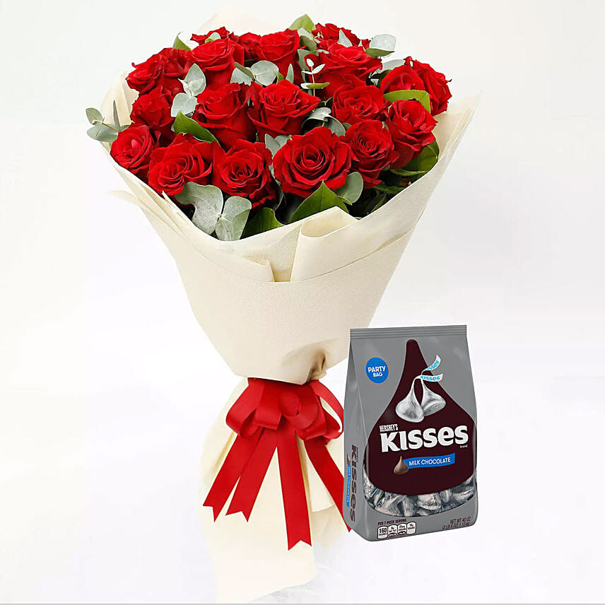 Online Hersheys Kisses Chocolates and Red Rose Bouquet Gift Delivery in ...