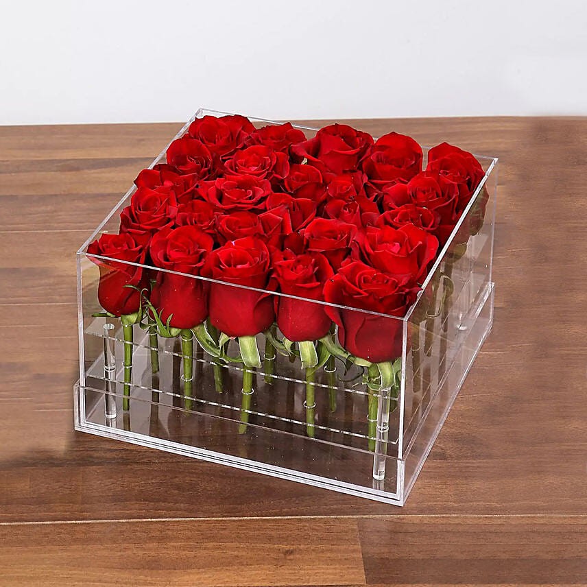 Online Dreamy Red Rose Box Gift Delivery in Singapore - FNP