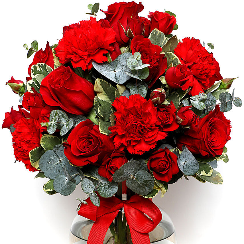 Online Romantic Red Flowers Vase Gift Delivery in Singapore - FNP