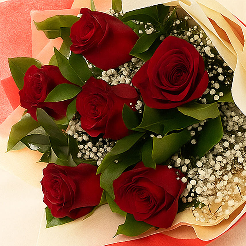 Online Beautiful Love Bouquet of Red Roses Gift Delivery in Singapore - FNP