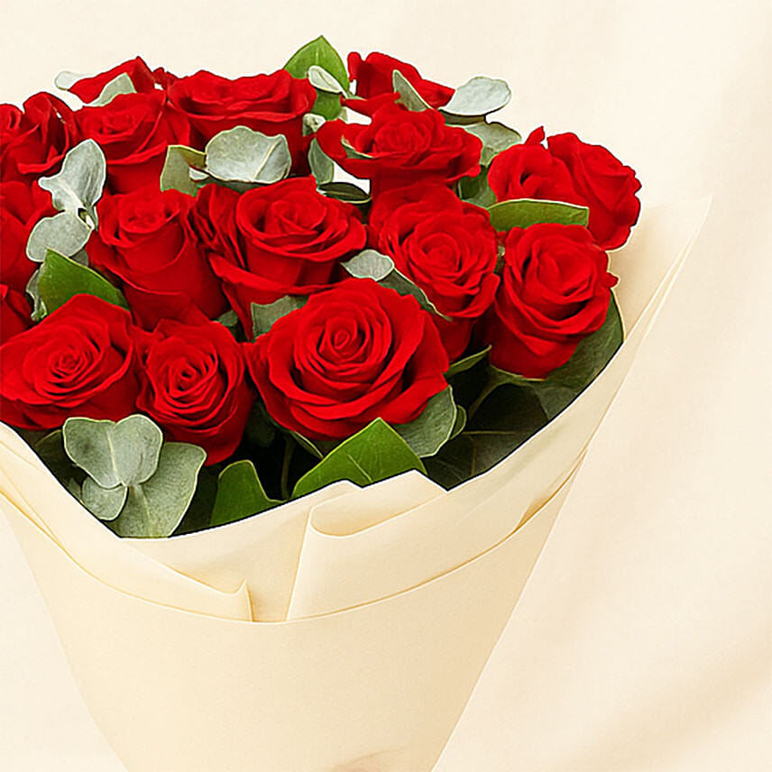 Online Timeless Bouquet of 20 Red Roses Gift Delivery in Singapore - FNP