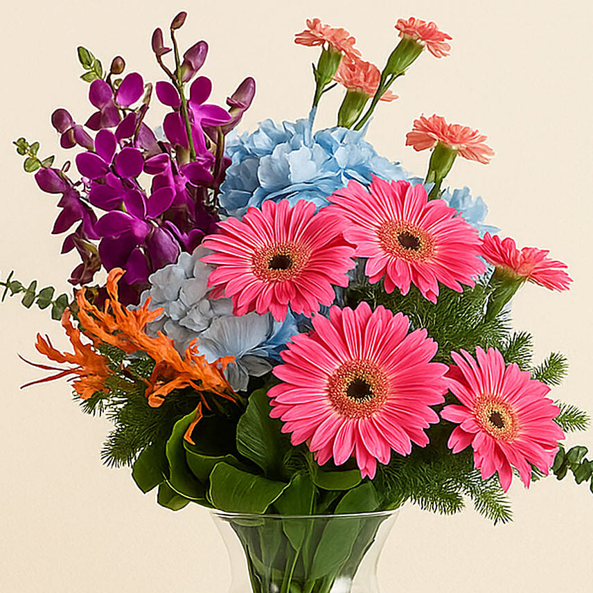 Online Adorable Flowers Arrangement Gift Delivery in Singapore - FNP