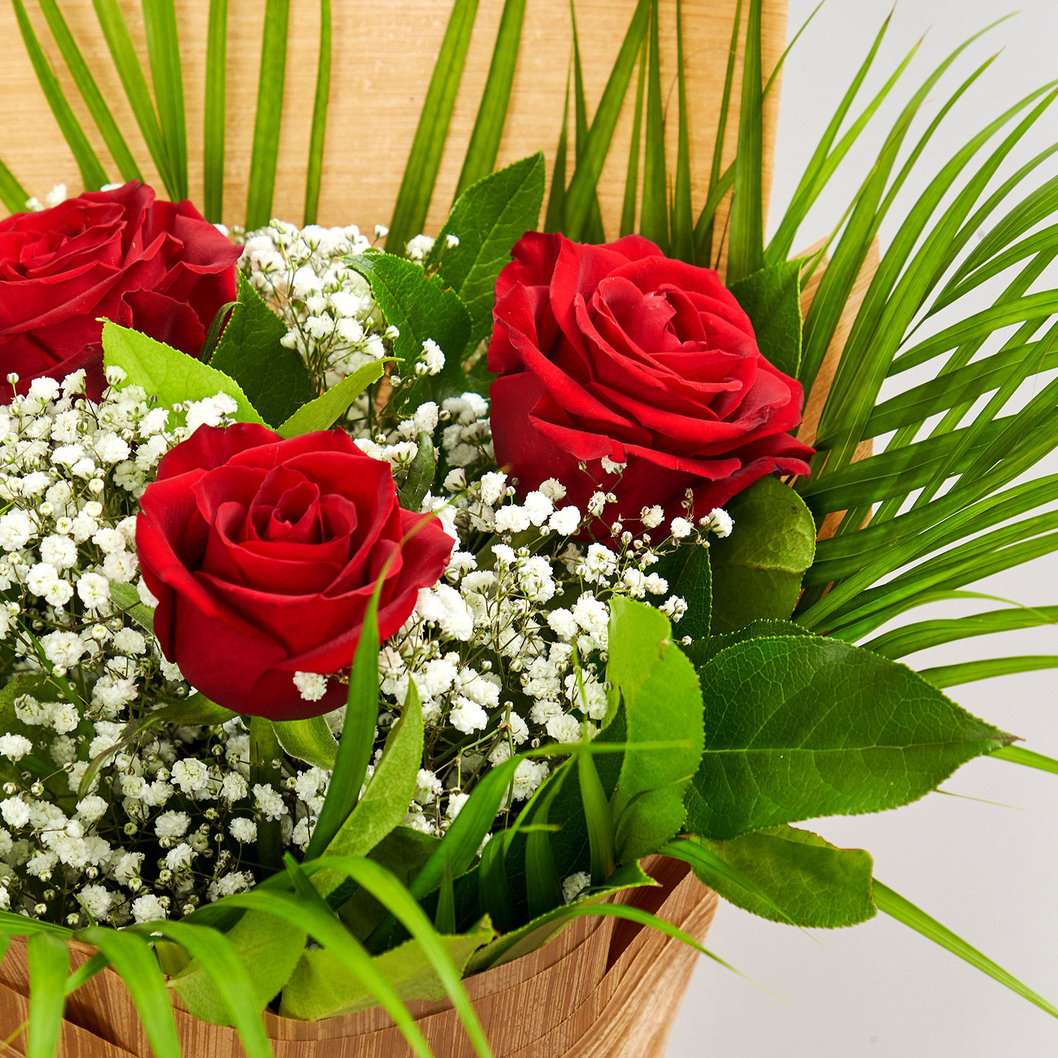 Online Splendid Red Rose With Chocolate Cake Gift Delivery in Singapore ...