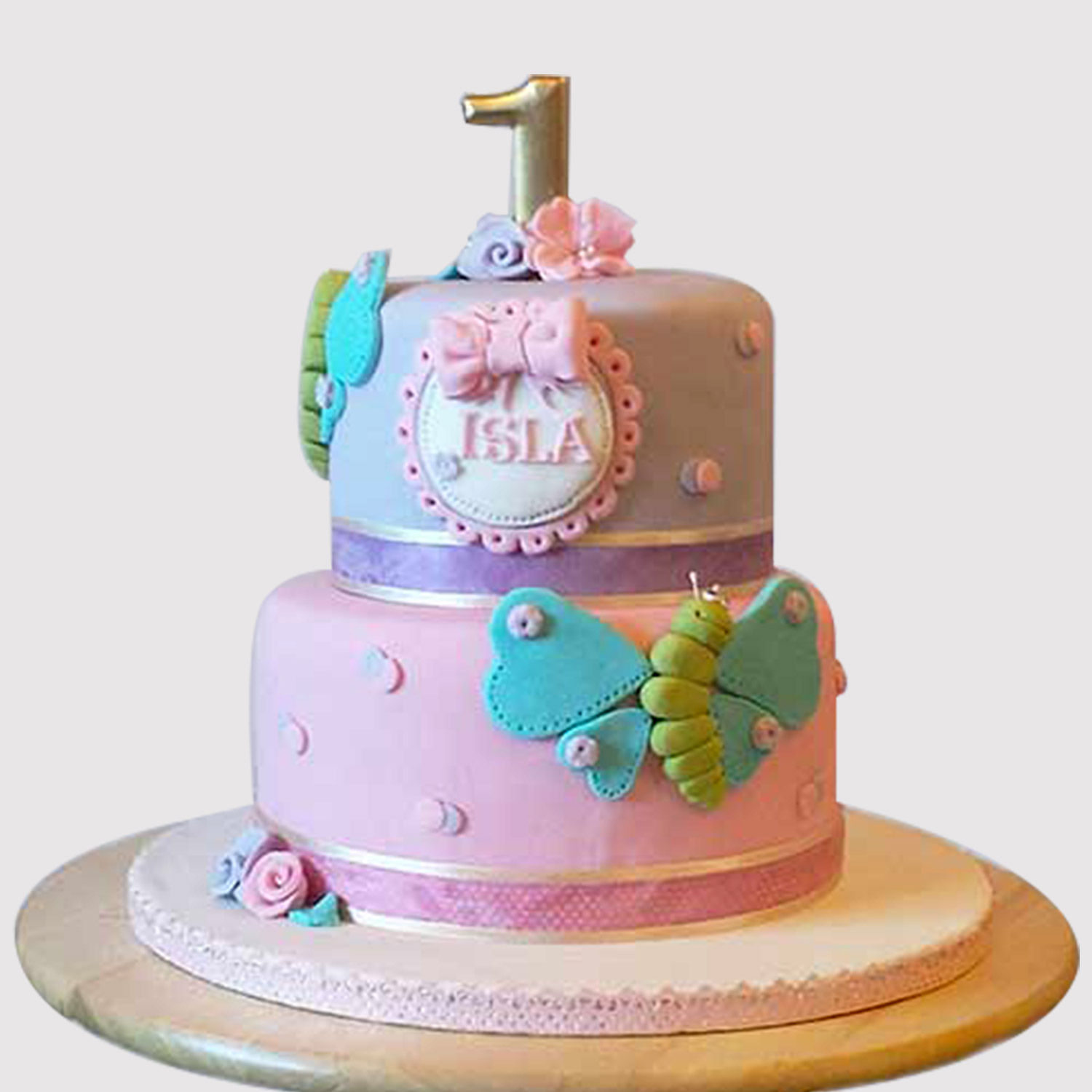Online Beautiful 2 Tier Butterfly Vanilla Cake Gift Delivery in ...