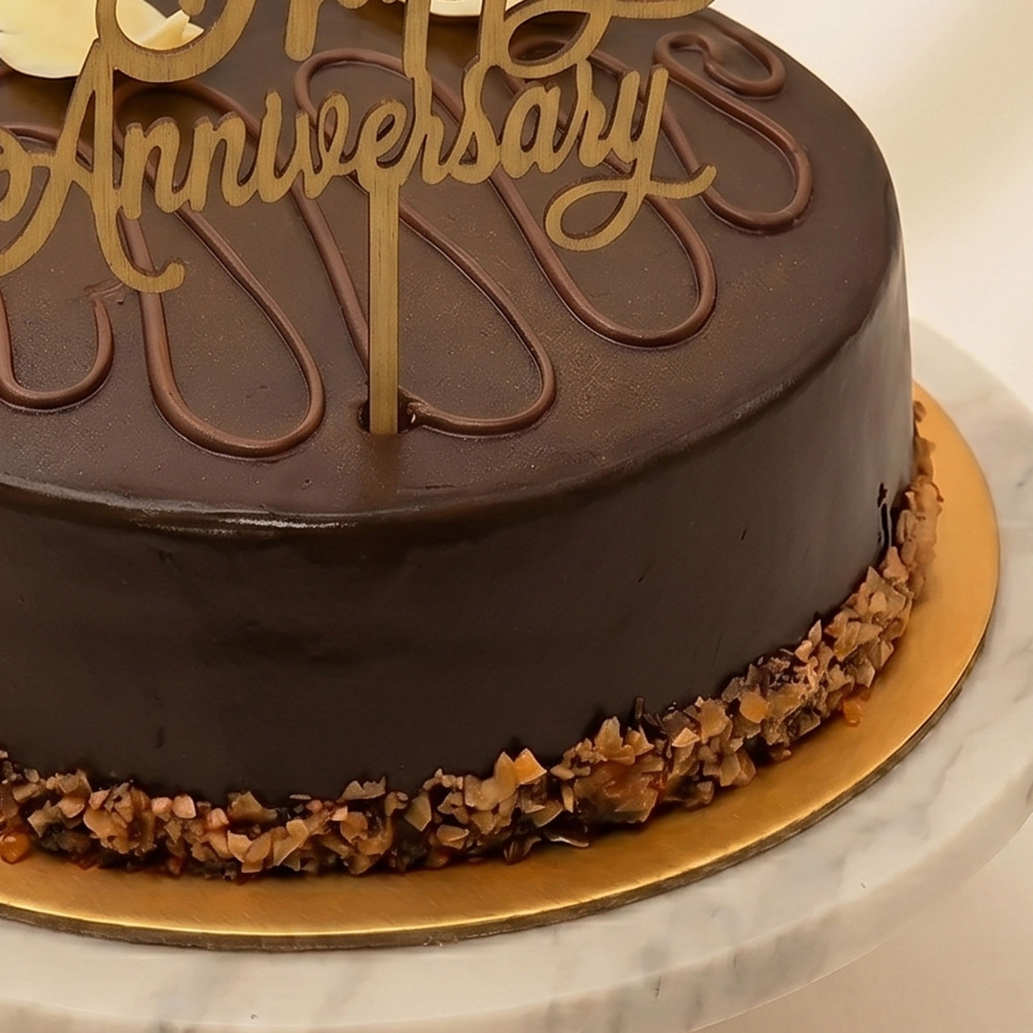 Online Anniversary Chocolate Cake Gift Delivery in Singapore - FNP