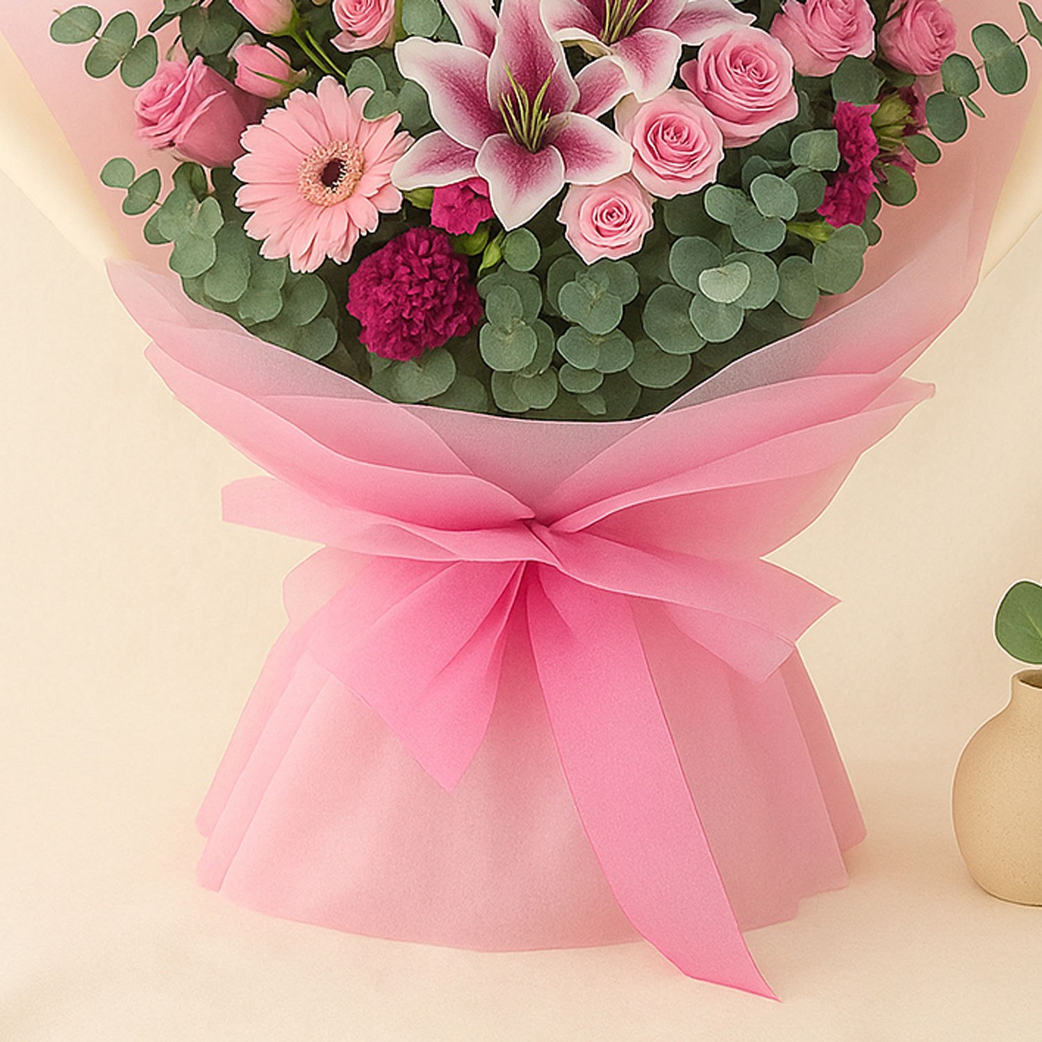 Online Flowers Beauty Bouquet Gift Delivery in Singapore - FNP