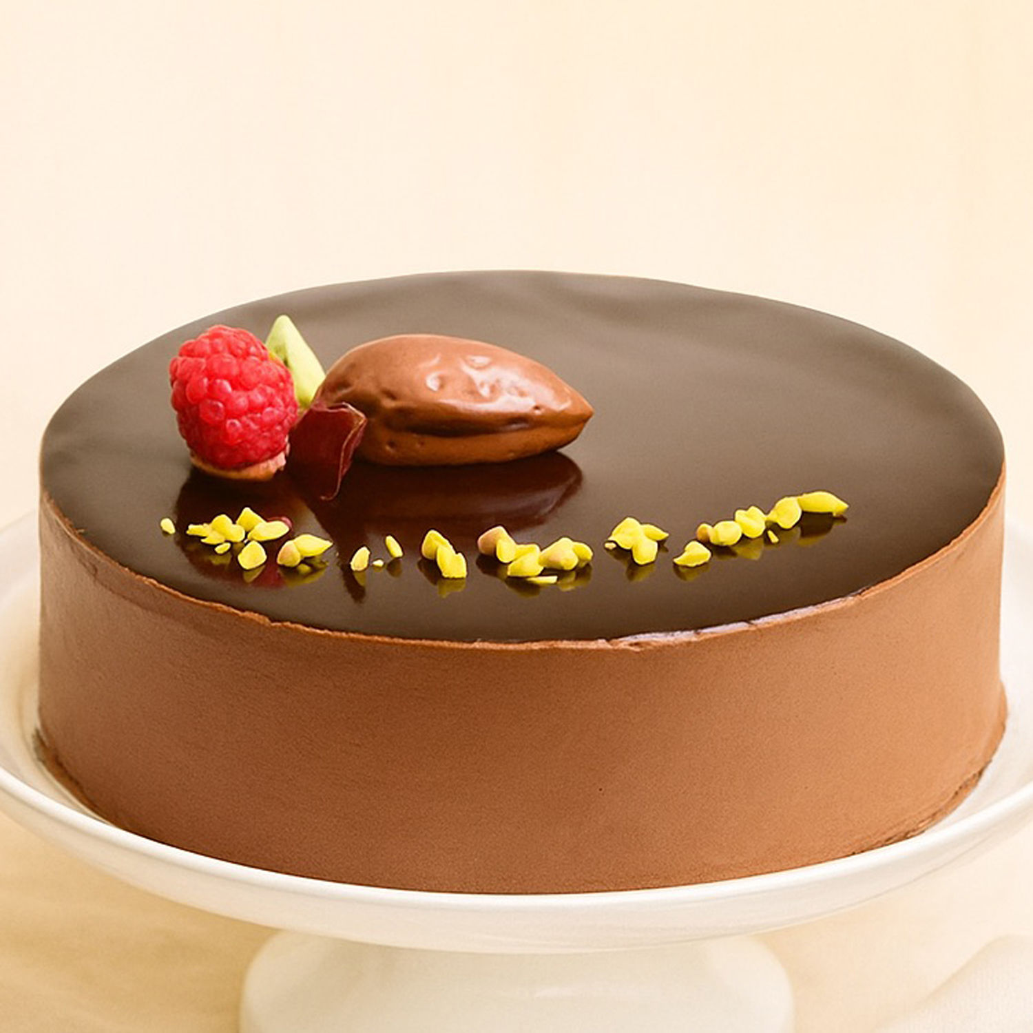 Online Richy Chocolate Cake Gift Delivery in Singapore - FNP